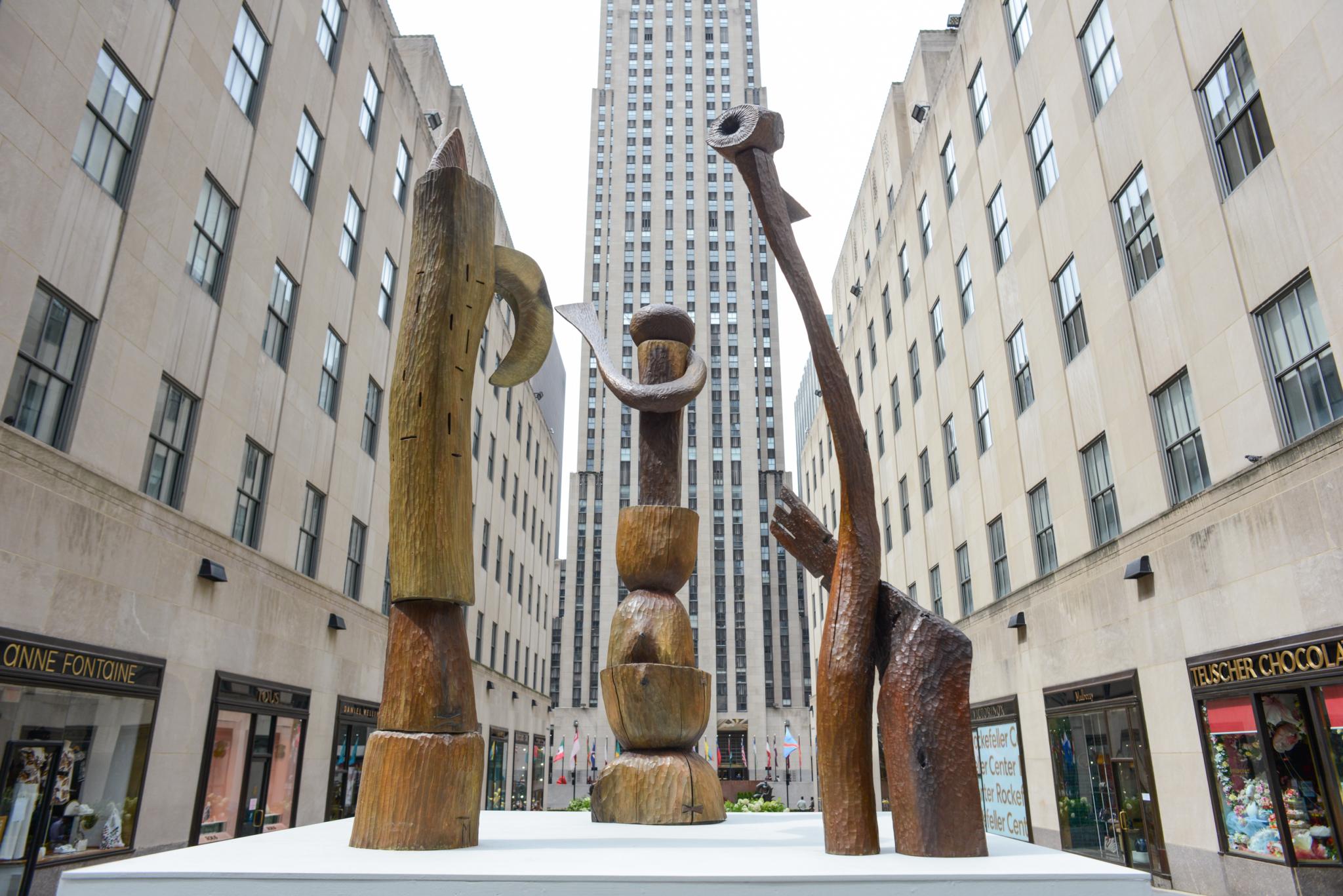 Thaddeus Mosley in Frieze Sculpture — KARMA